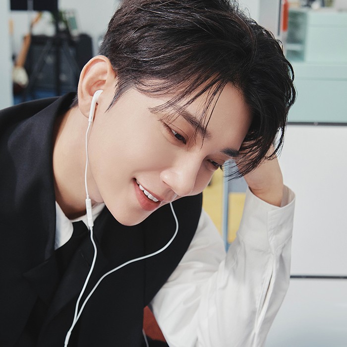 Joshua (SEVENTEEN) Profile: Age, Height, Weight, MBTI, Birthday - Idol ...