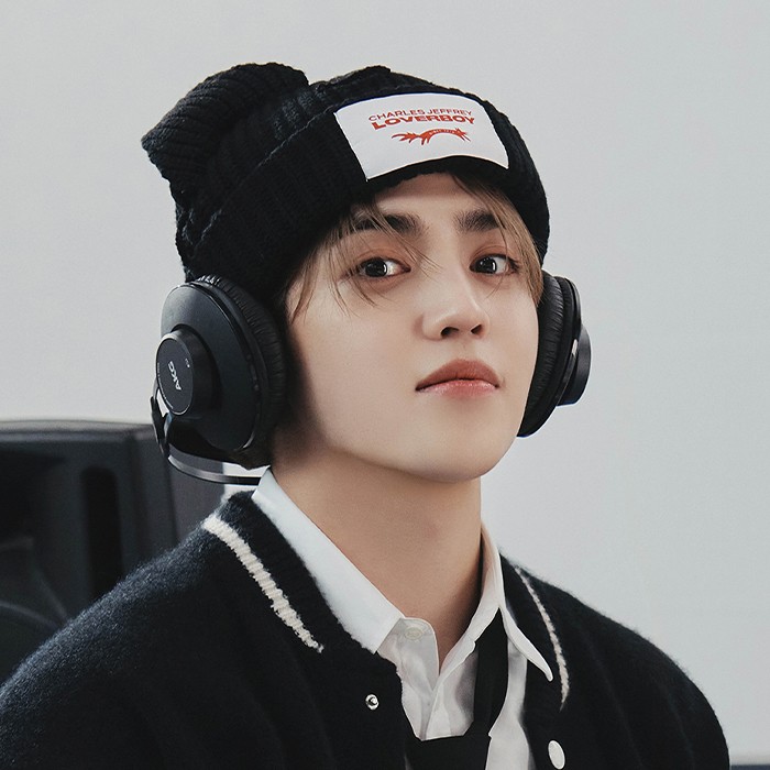 Joshua (SEVENTEEN) Profile: Age, Height, Weight, MBTI, Birthday - Idol ...