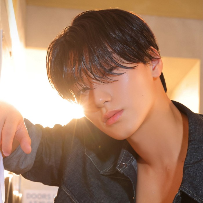 Seonghwa (ATEEZ) Profile: Age, Height, Weight, MBTI, Birthday - Idol Sight