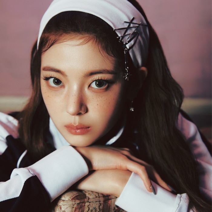 Yeji (Itzy) Profile: Age, Height, Weight, MBTI, Birthday - Idol Sight